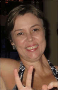 2- Elsa Pérez del Corral | Poniendole el pecho al cancer - Lina Hinestroza